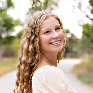 Coaches/ Jr Coaches - Cherry Knolls Swim Team